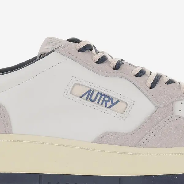 AUTRY Medalist Low Leather Sneakers - Navy