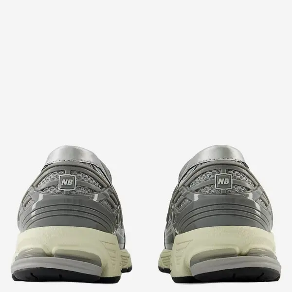 NEW BALANCE Sneakers 1906 L - Silver