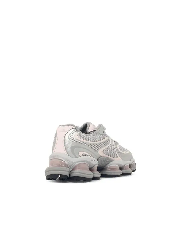 NEW BALANCE 2000' And Pink Mesh Sneakers - Grey