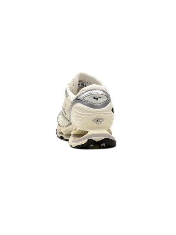 Mizuno Sneakers - Pristine/black/silver