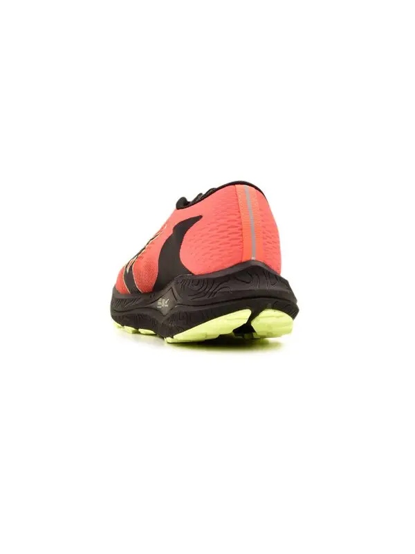Mizuno Sneakers