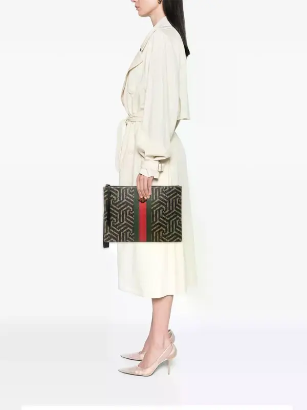 Gucci 2000-2015 Gg Supreme Caleido Web Bee Clutch Bag