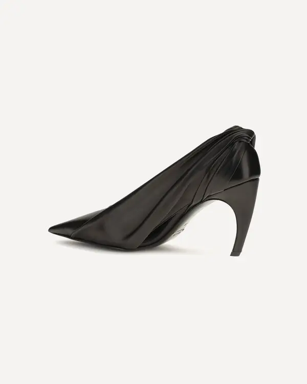Khaite Eve Leather Pumps