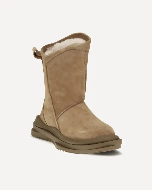 UGG Classic Distort Suede Boots - Brown
