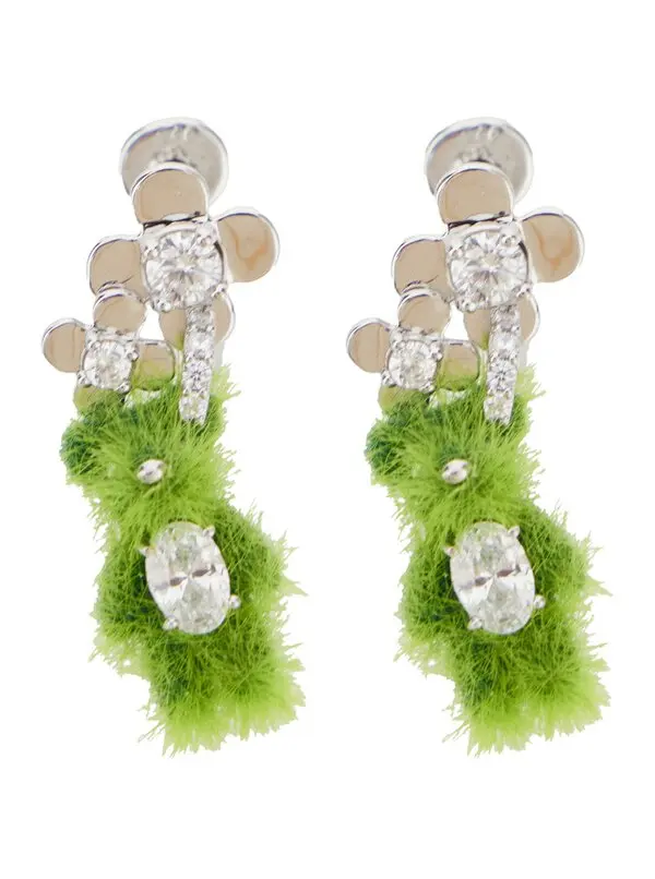 YVMIN Grass Flower Bear Mini Earrings, 925 Silver Plated 18k
