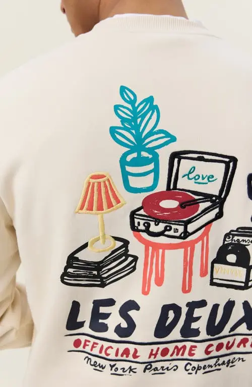 LES DEUX Record Graphic Sweatshirt