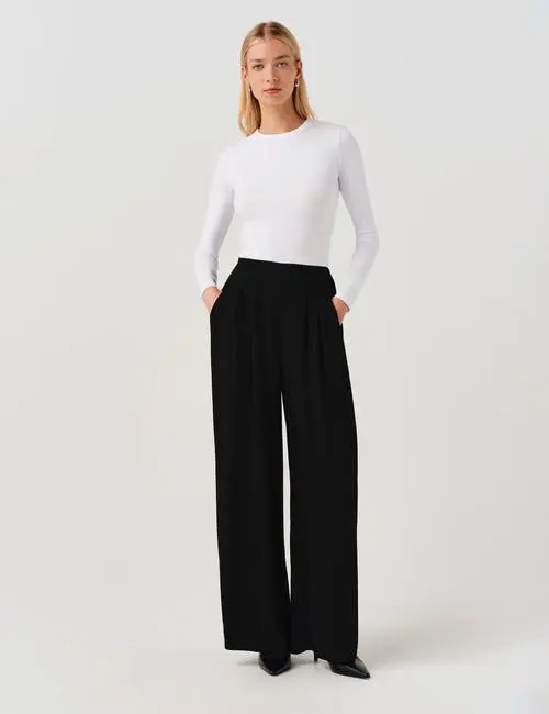 GHOST LONDON Andie Pleated Wide Leg Crepe Trouser - Black