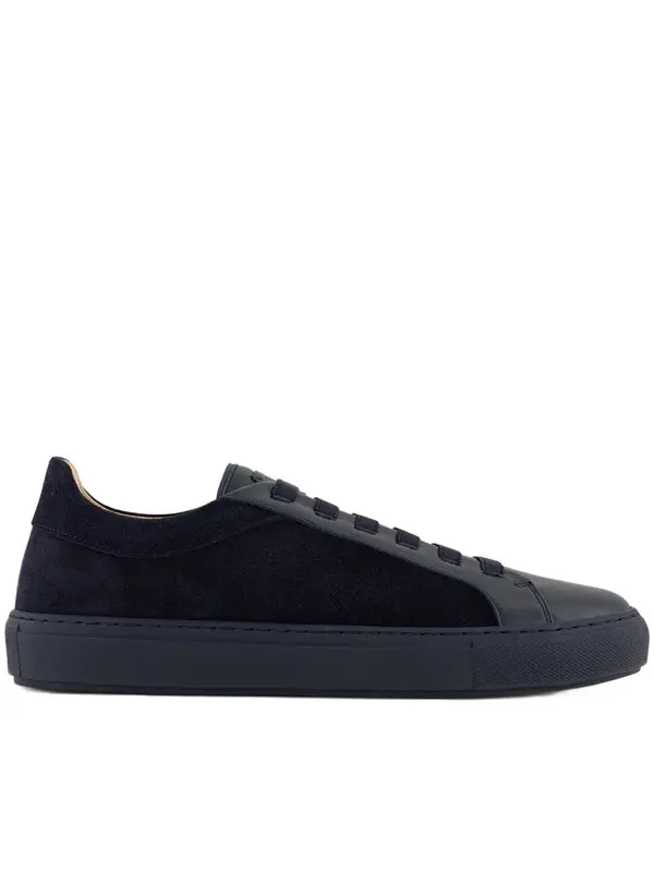 BORN OUTSIDE Sneakers
