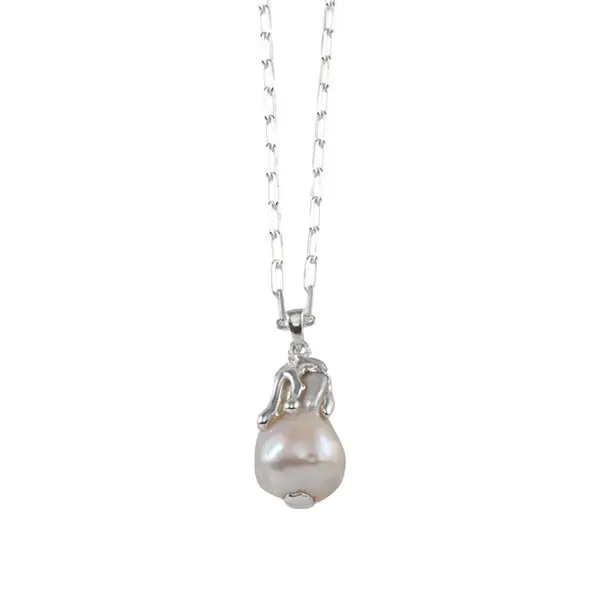 VON TRESKOW Large Baroque Pearl Clip Chain Necklace