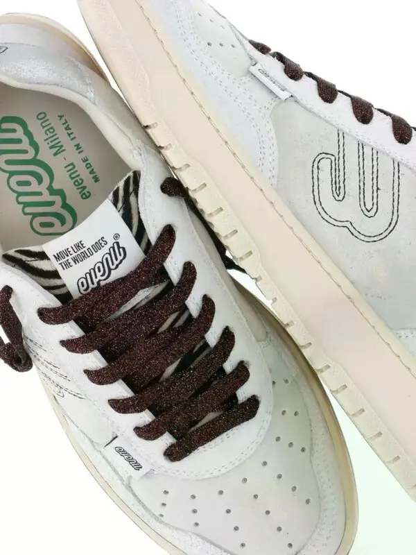 EVENU Logo-patch Panelled Sneakers