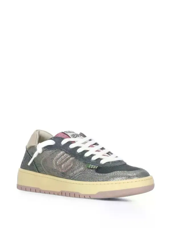 EVENU Laminated-effect Panelled Sneakers