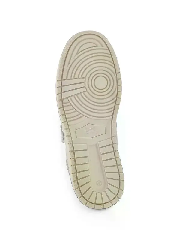 EVENU Logo-embroidered Panelled Sneakers