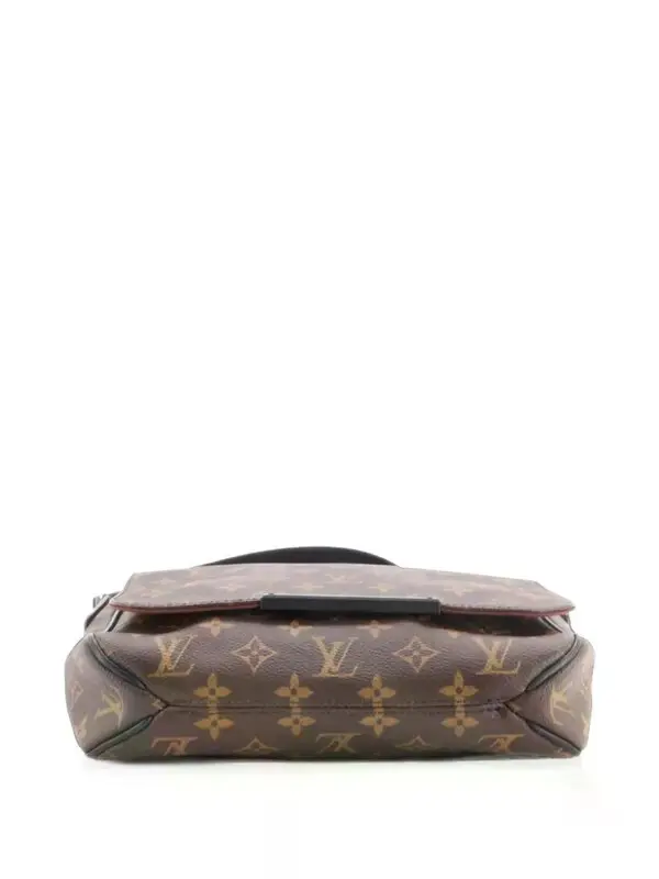 LOUIS VUITTON District Messenger Bag Macassar Monogram Canvas Pm Crossbody Bag