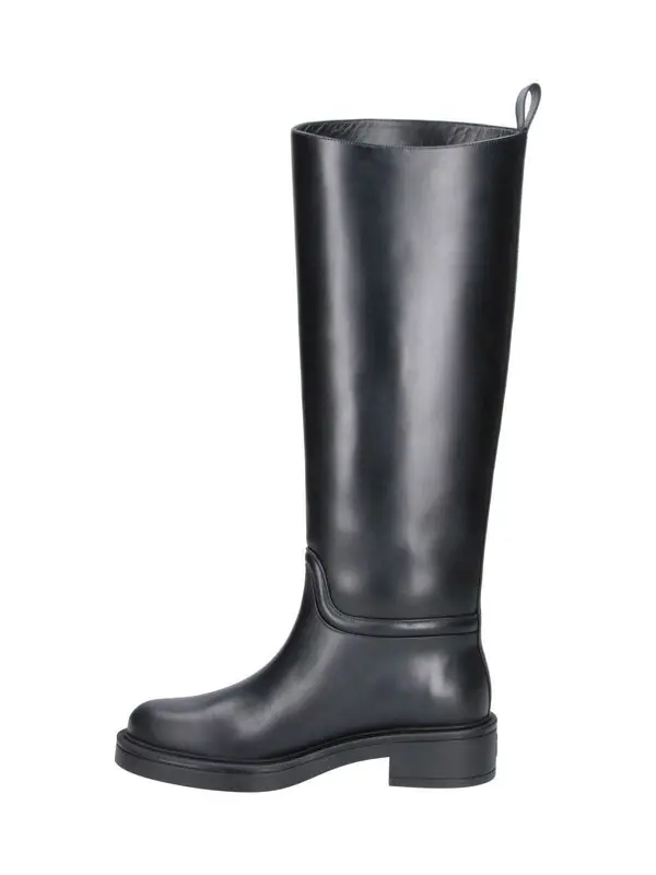 STUART WEITZMAN Boots "celia