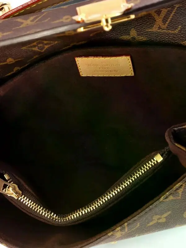 LOUIS VUITTON Pochette Metis Monogram Canvas East West Crossbody Bag