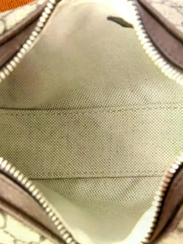 Gucci Attache Shoulder Bag Gg Coated Canvas Small Hobo Bag - Brown