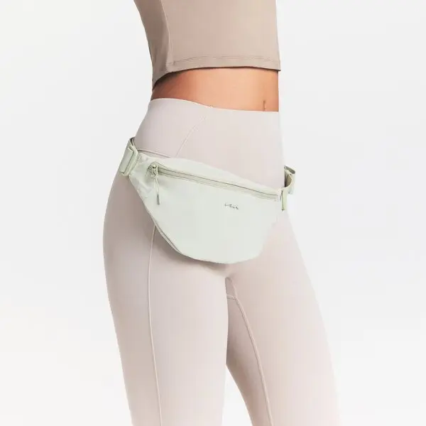 SKIMS Fanny Pack | White | Nike Accessories