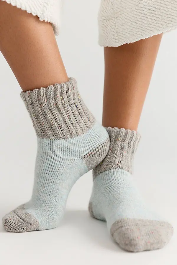 Free People Oh So Cozy Slipper Socks - Blue Combo