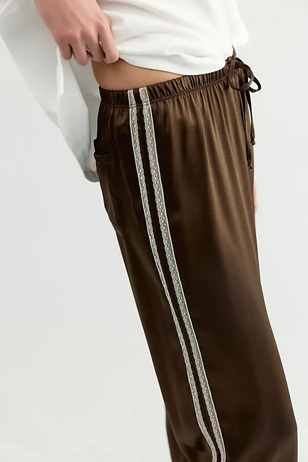 Donni. The Silk Lace Stripe Crop Pants - Espresso