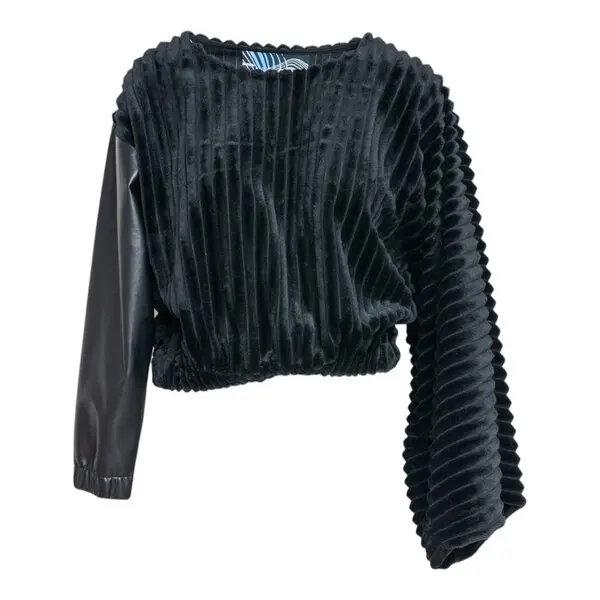 ARTISTA Astrid Cropped Oversized Pullover