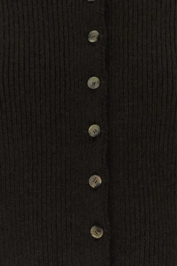 Khaite Long-sleeved Sweater