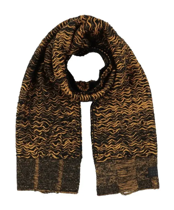 MAISON MARGIELA Two-tone Knitted Scarf