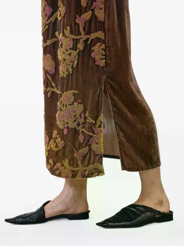 MULLER OF YOSHIOKUBO Loop-embroidered Velvet Skirt
