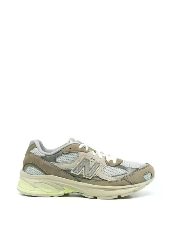 NEW BALANCE Panelled Mesh-insert Sneakers - Grey
