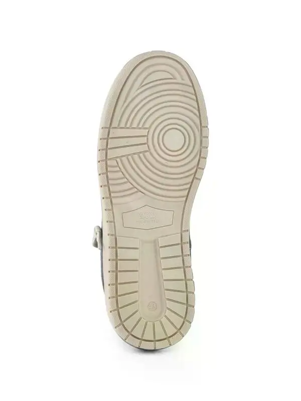 EVENU Logo-embroidered Panelled Sneakers