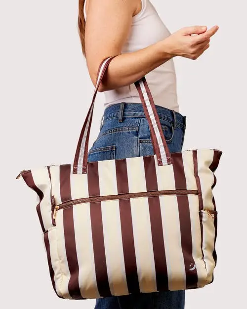 THE SOMEWHERE CO Traveller Tote Bag - Lisbon