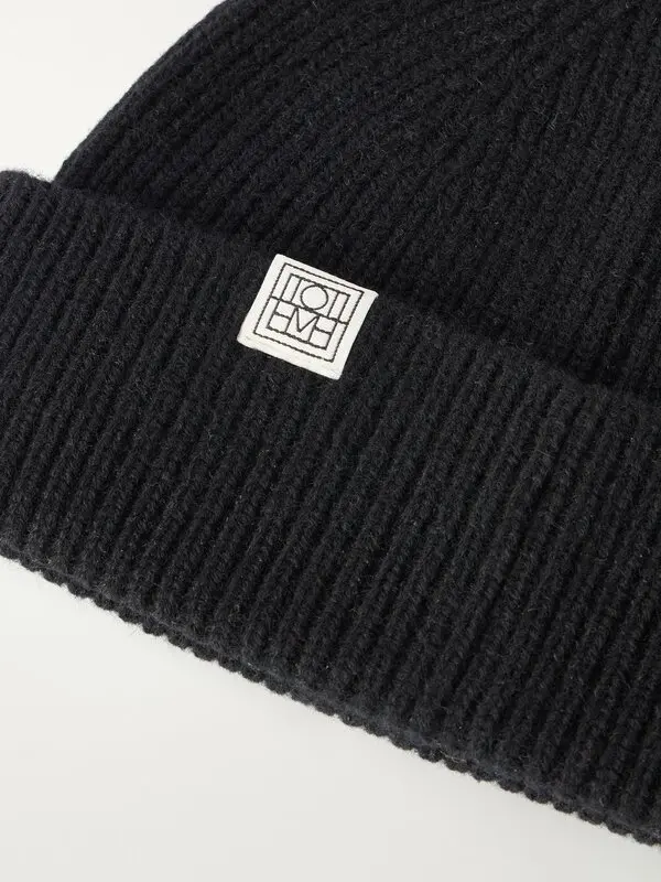 TOTEME Cashmere Ribbed Beanie