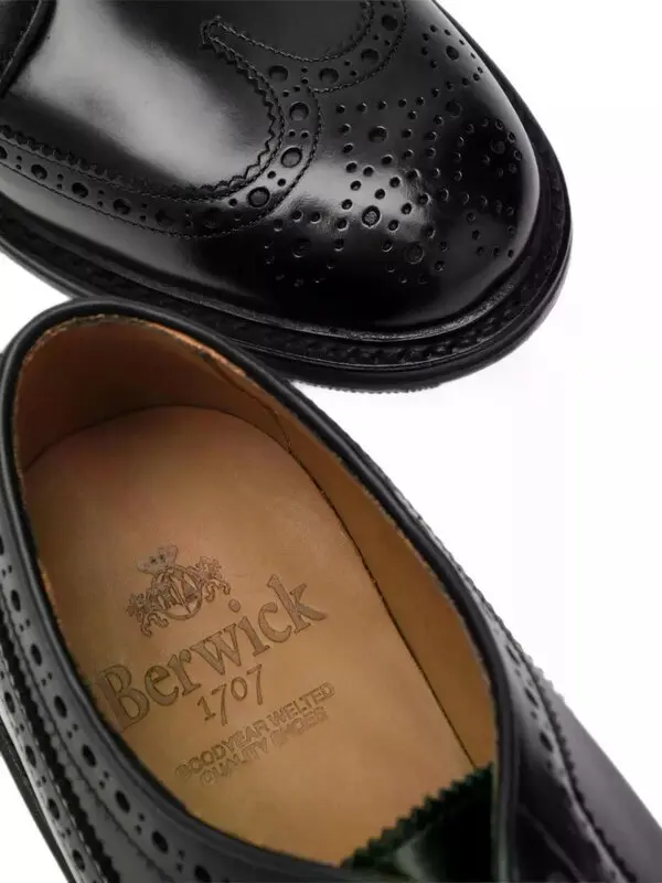 BERWICK 1707 Brogue Leather Derby Shoes