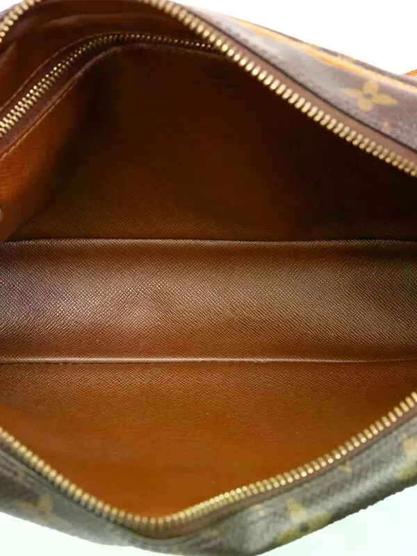 LOUIS VUITTON 2004 Monogram Trocadero 27 Crossbody Bag