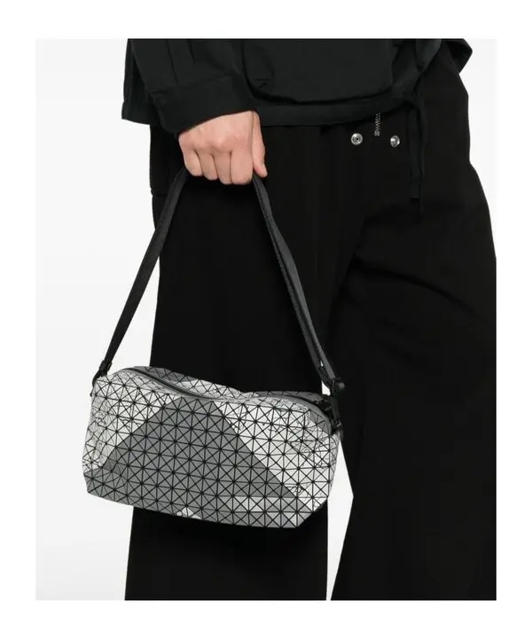 Issey Miyake Geometric-patterned Shoulder Bag - Grey