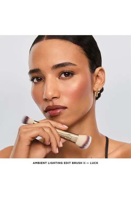 HOURGLASS Ambient Lighting Edit Brush Ii