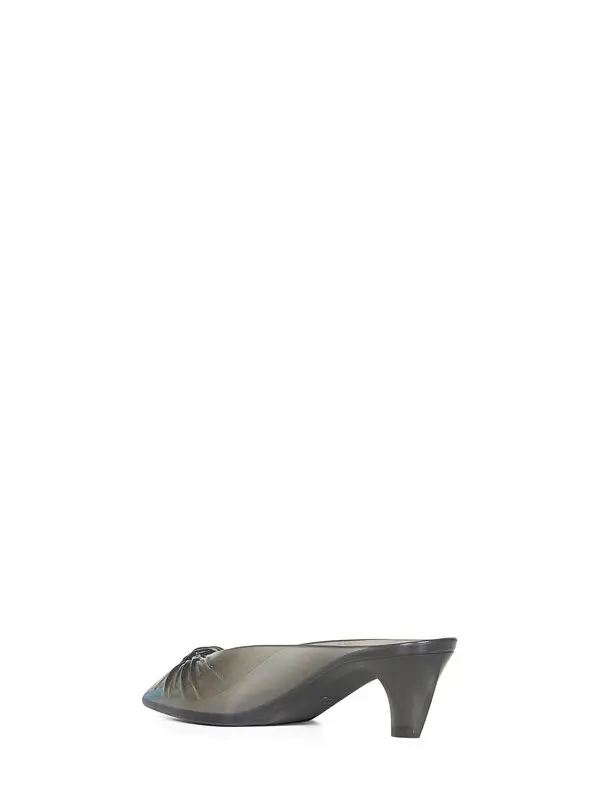 Chloé Ash Grey Jelly Mules