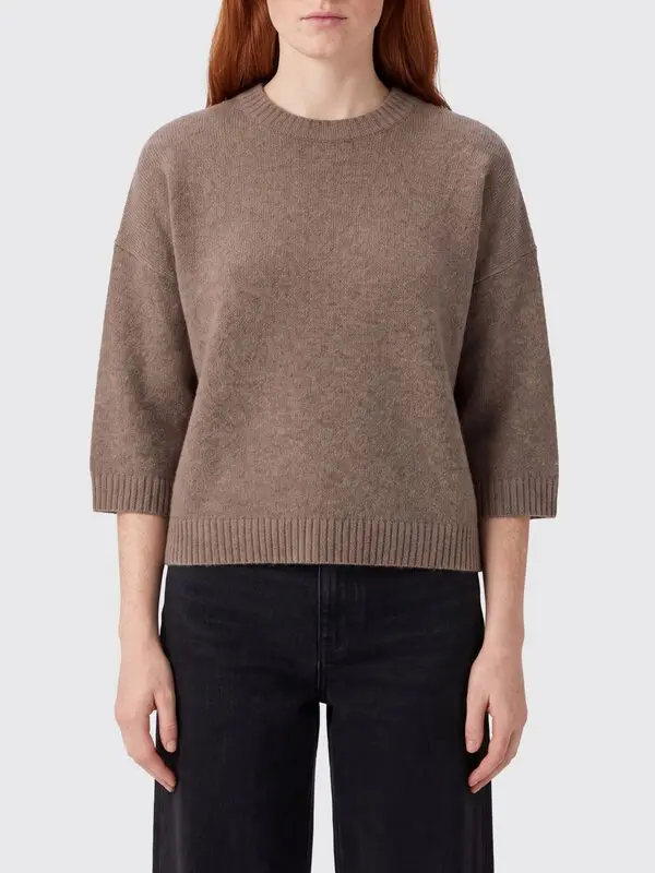 Loulou De Saison Crewneck Jumper In A Wool And Yak Blend With Dropped Shoulders - Beige