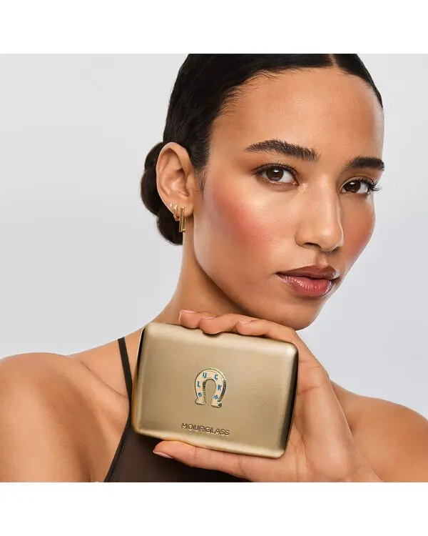 HOURGLASS Ambient Lighting Edit Unlocked Palette - Luck