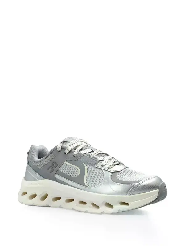 On Cloudtilt Arc Sneakers