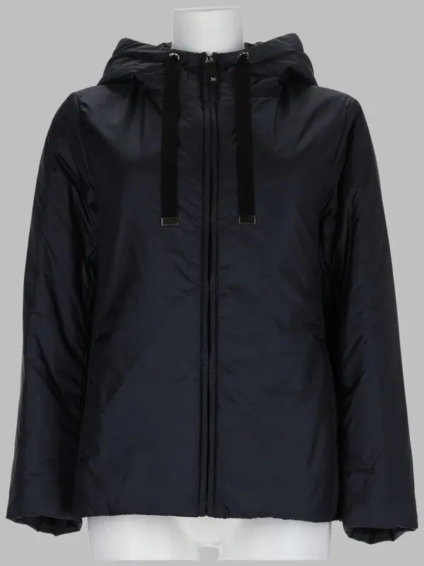 Max Mara Quilted Puffer Jacket With Hooded Toggle Design