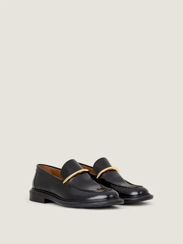 Givenchy Pinch Loafers In Brushed Leather