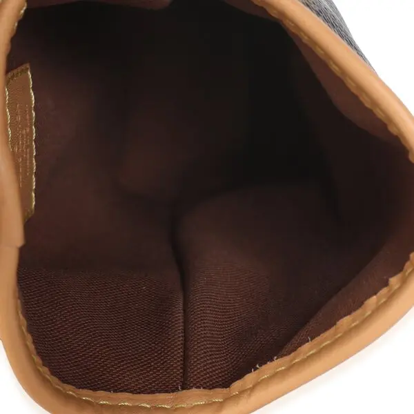 LOUIS VUITTON Monogram Canvas Fold Me Pouch