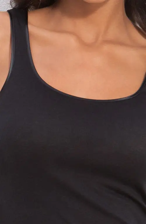 Hanro Cotton Seamless Round Neck Cotton Tank Top - Black