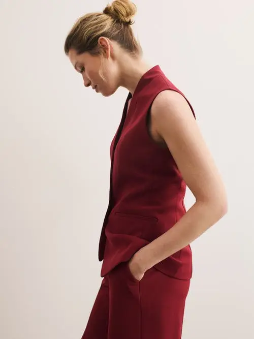 The Fold Clever Crepe Hartley Waistcoat