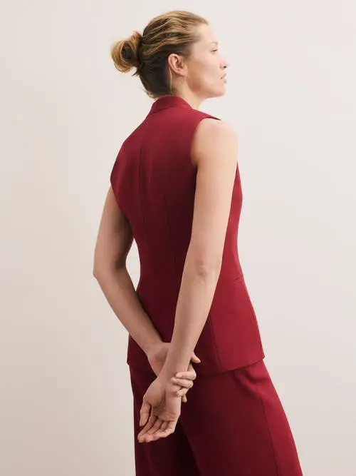 The Fold Clever Crepe Hartley Waistcoat