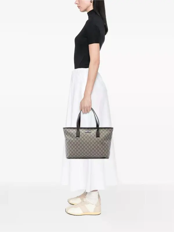 Gucci 2016-2026 Medium Gg Supreme Tote Bag