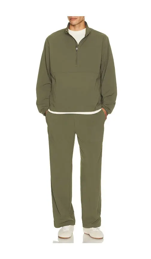 Wilson Trainers Pull On Pant In Green