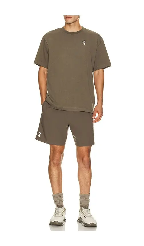 On 7 Core Shorts In Brown