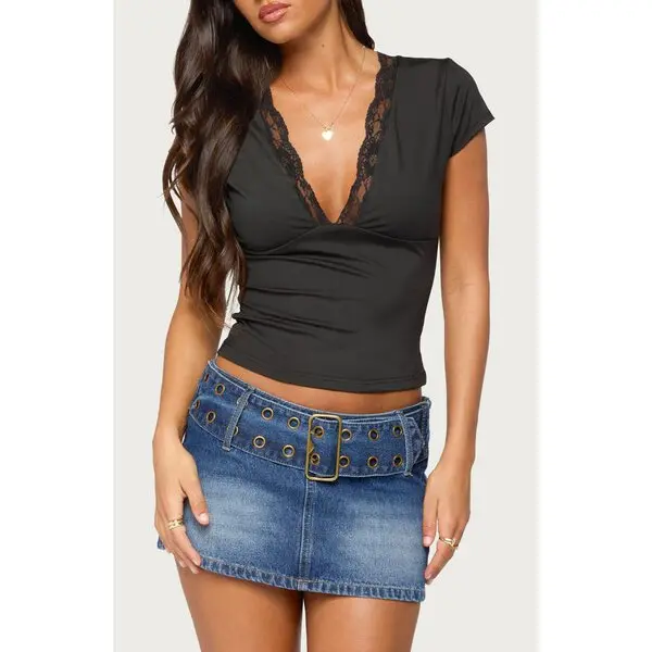 EDIKTED Hanni Lace Trim V-neck Top