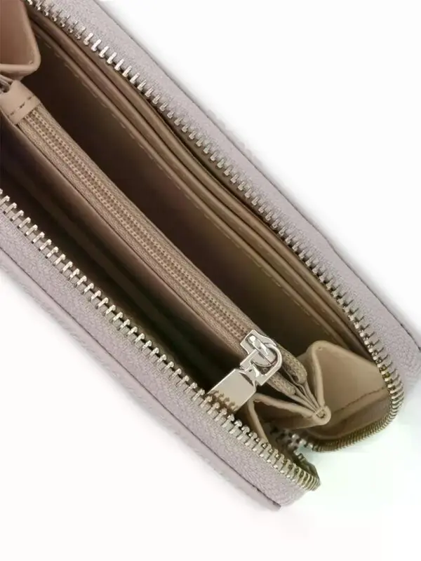 Guess Laurel Logo-plaque Pebbled-effect Wallet